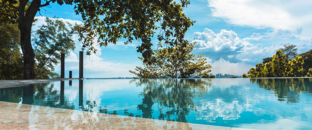 Infinity Pool – The Emerald